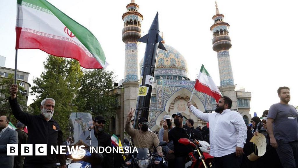 Iran: Apa pandangan rakyat Iran setelah serangan ke Israel? - BBC News Indonesia
