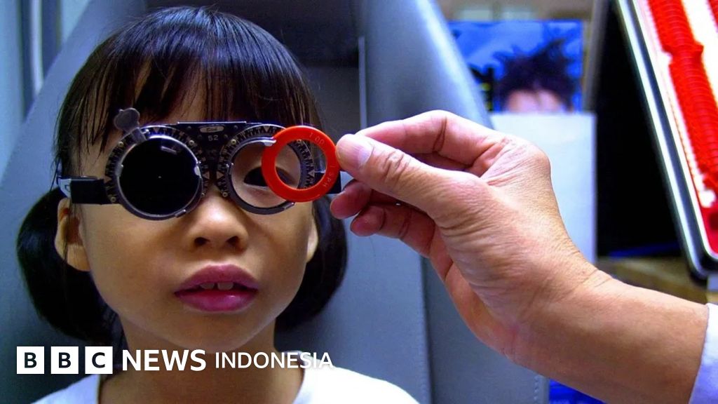Kenapa semakin banyak anak di dunia mengalami rabun jauh, dan adakah ...
