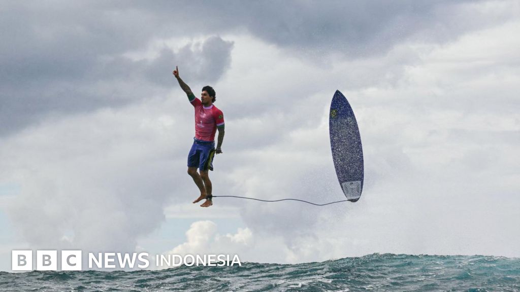 Foto-foto paling memukau pada 2024: Mulai dari selebrasi peselancar ...