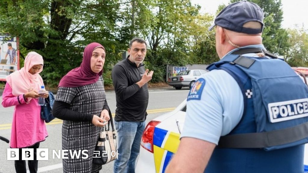 뉴질랜드 이슬람 사원 총격사건 영상은 왜 세계로 퍼져나갔나 Bbc News 코리아