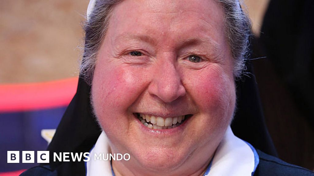 La valiente monja que desafía a los ultras misóginos del Lazio - BBC ...