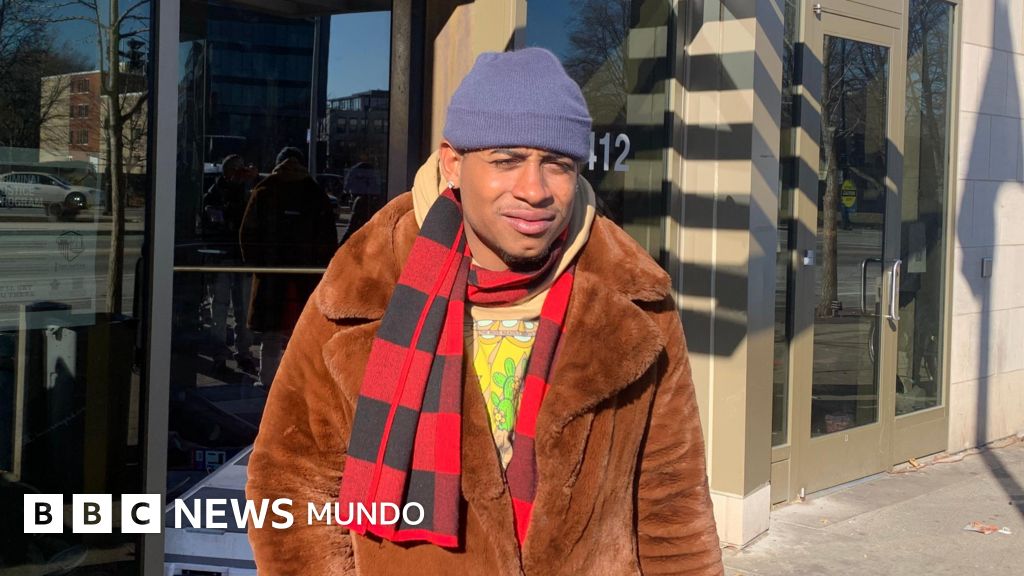 La "crisis humanitaria" que vive Chicago por los miles de migrantes ...