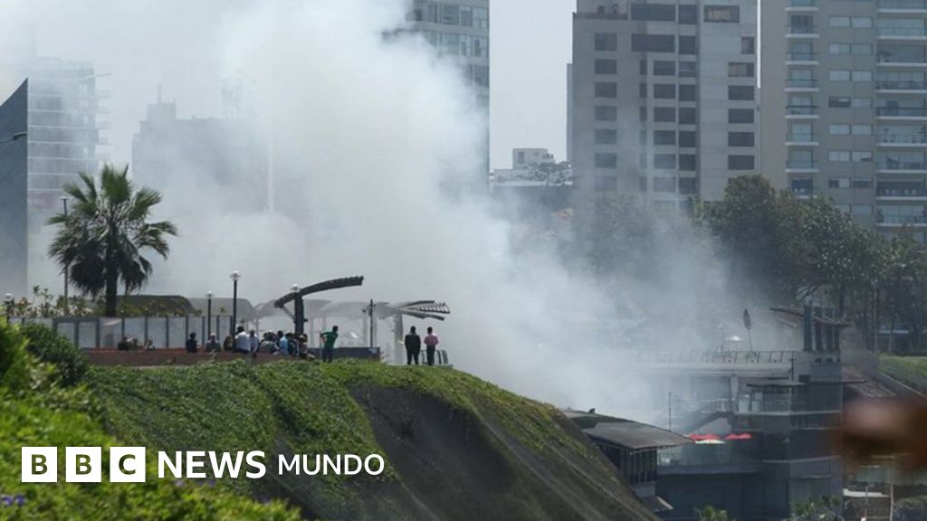 Perú: al menos 5 muertos en incendio en el centro comercial más popular ...