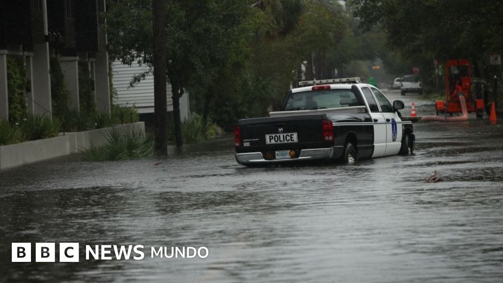 Huracán Dorian: la tormenta se debilita frente a la costa sureste de EE ...