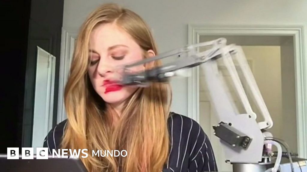 Estos son los robots de Simone Giertz, la reina de los robots absurdos ...