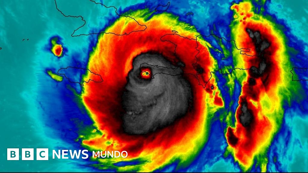 La "terrorífica" imagen del huracán Matthew tomada desde el espacio que ...