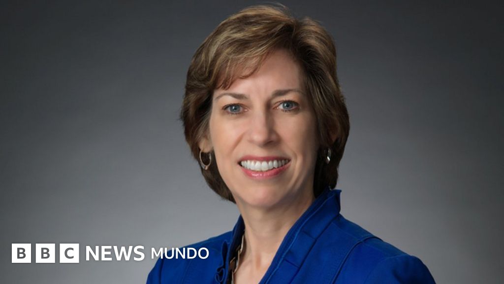 Ellen Ochoa, exastronauta de la NASA: "Desde el espacio vemos amanecer ...