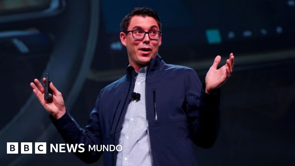 Quién es R.J. Scaringe, el joven multimillonario que desafía a Elon ...