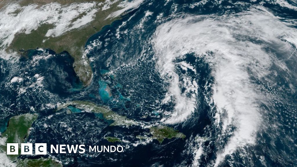 Nicole se debilita a tormenta tropical tras azotar la costa este de ...