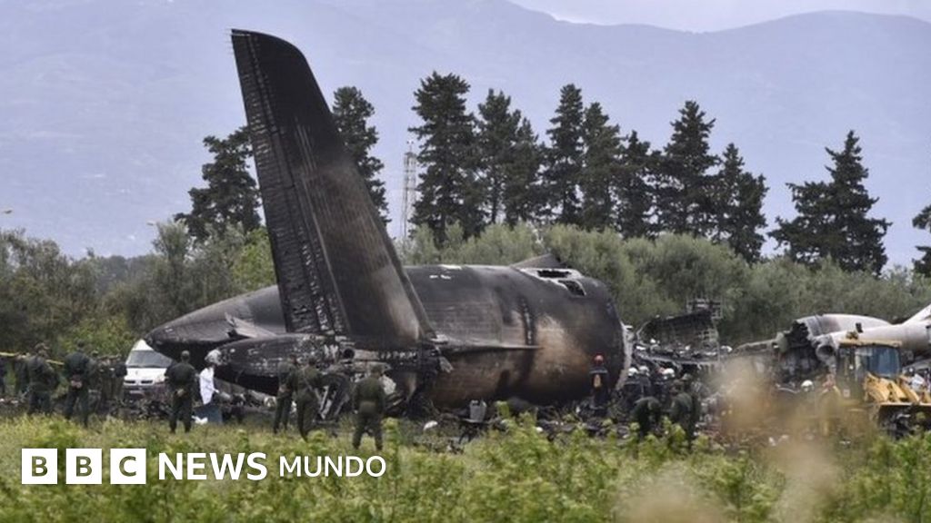 El "peor accidente de aviación" en la historia de Argelia deja al menos ...