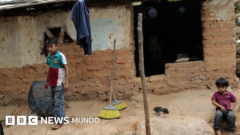 La polémica por los millones de pobres que "desaparecieron" en México ...