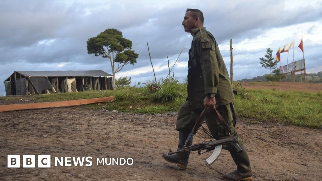 Así Fue El Día En Que Me Entregaron El Arma Y El Día Que La Dejé Los