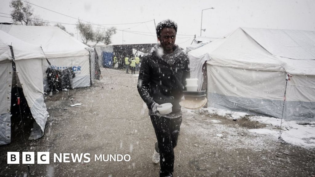 La dura ola de frío que golpea a los migrantes y refugiados en Europa ...
