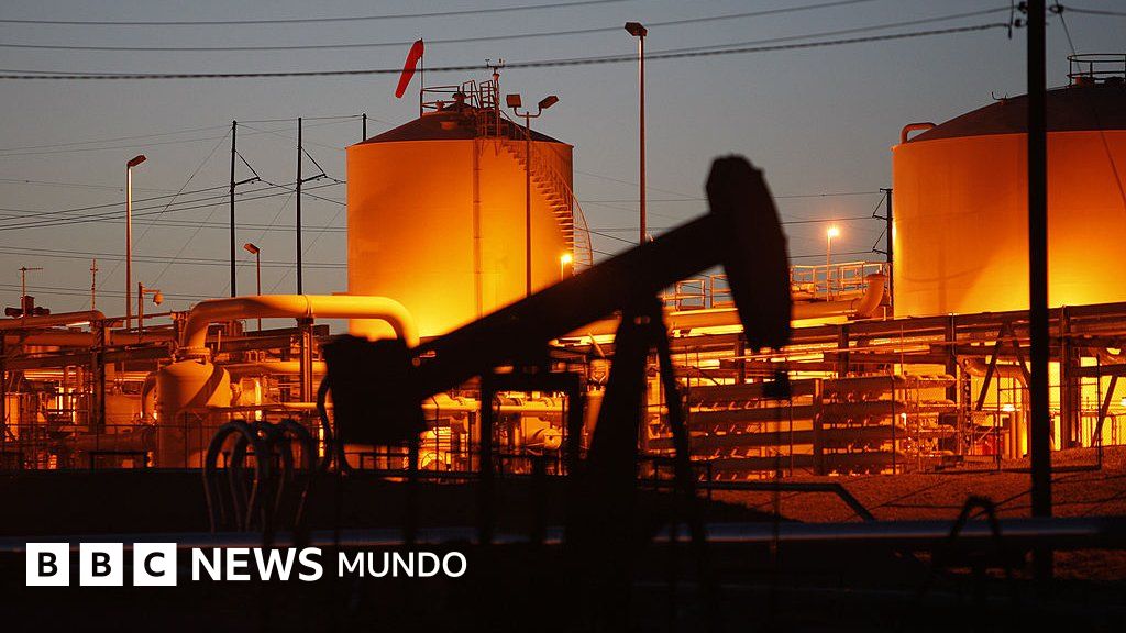 La disputa que enfrenta a los Rockefeller con ExxonMobil, la firma que ...