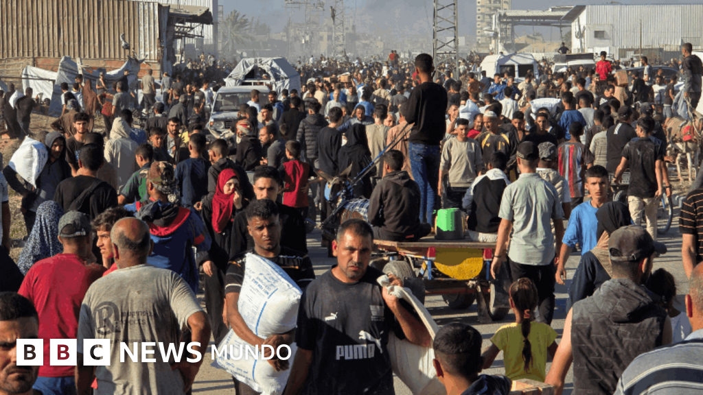 Un ataque del ejército de Israel cerca de un centro de ayuda humanitaria en Gaza dejó al menos ...