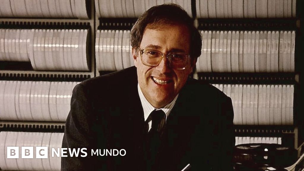 Quién fue Michael Dertouzos, el científico homenajeado en el doodle de ...
