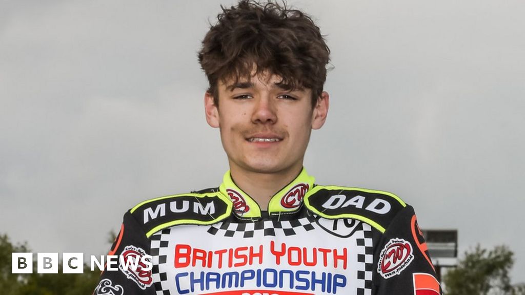 Injured speedway rider Sam Norris sets racing return goal