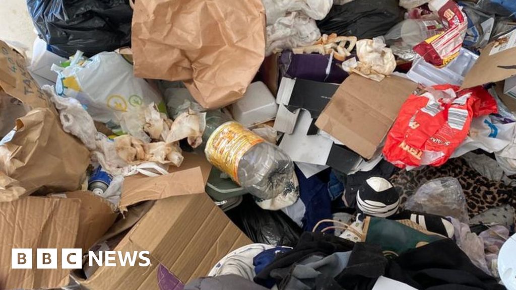 Hoarding: Mum on how condition nearly ruined her life - BBC News