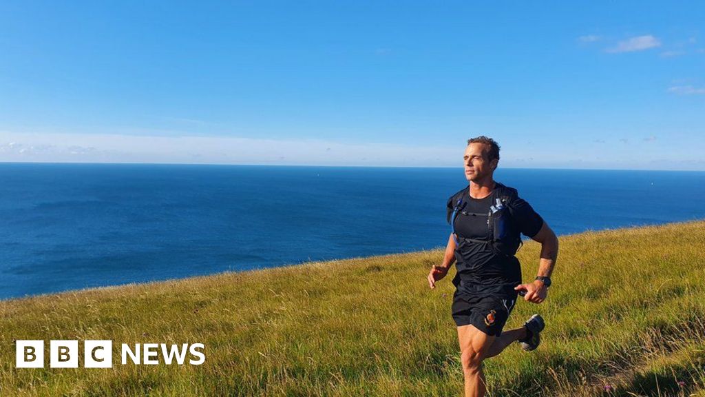 Veteran begins entire UK coastline run to raise money for the military ...