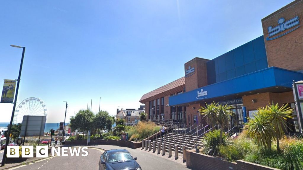 Bournemouth hotel plan rethink as council mulls BIC revamp - BBC News