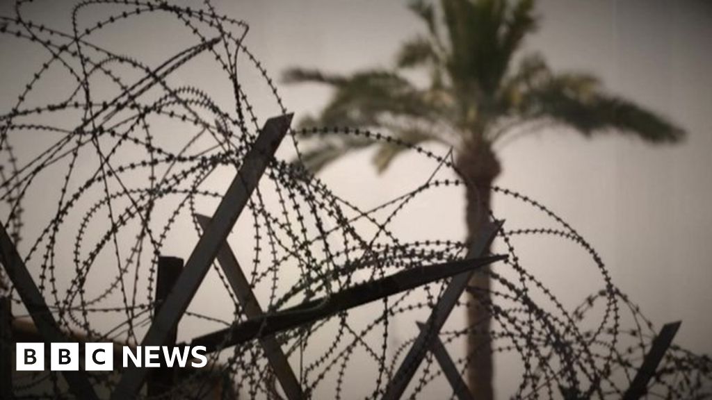 How did Iraq get so violent? - BBC News