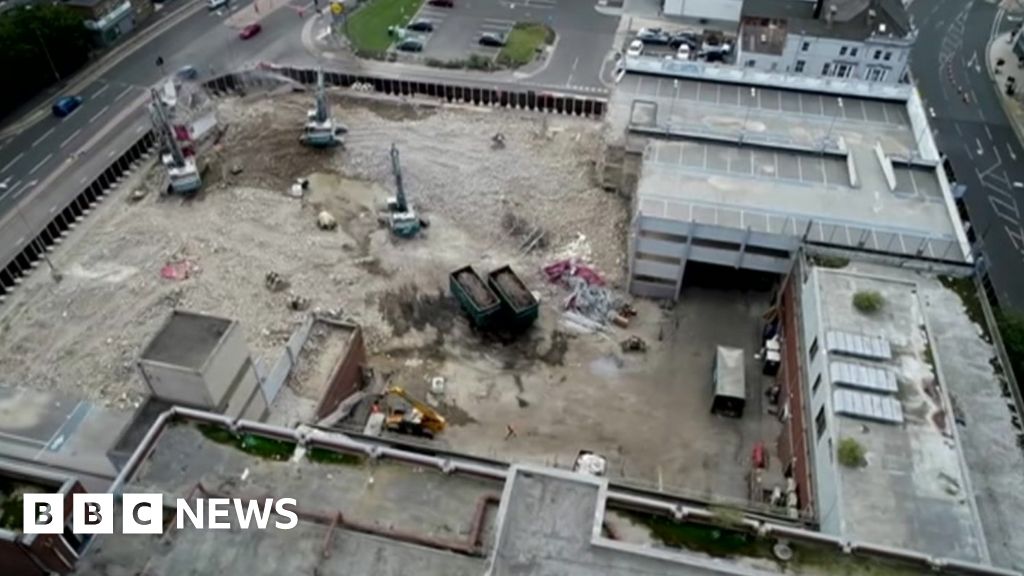 Stockton businesses say relocation results in more customers - BBC News