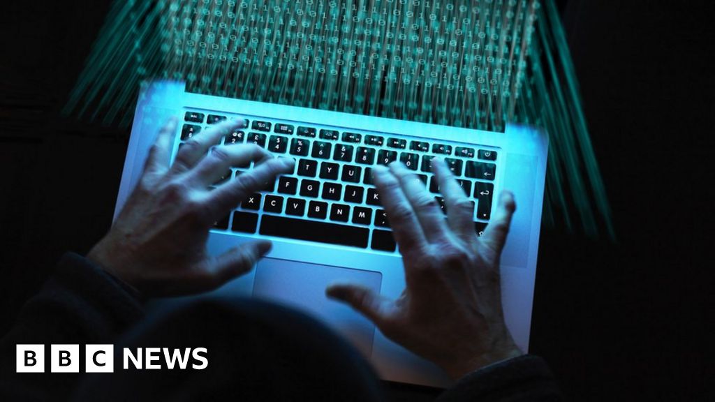 Bristol City Council faces 'increased cyber-attack risk' - BBC News