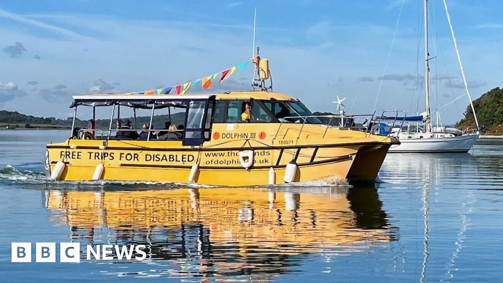 Poole: Dolphin III boat for disabled passengers makes final trip