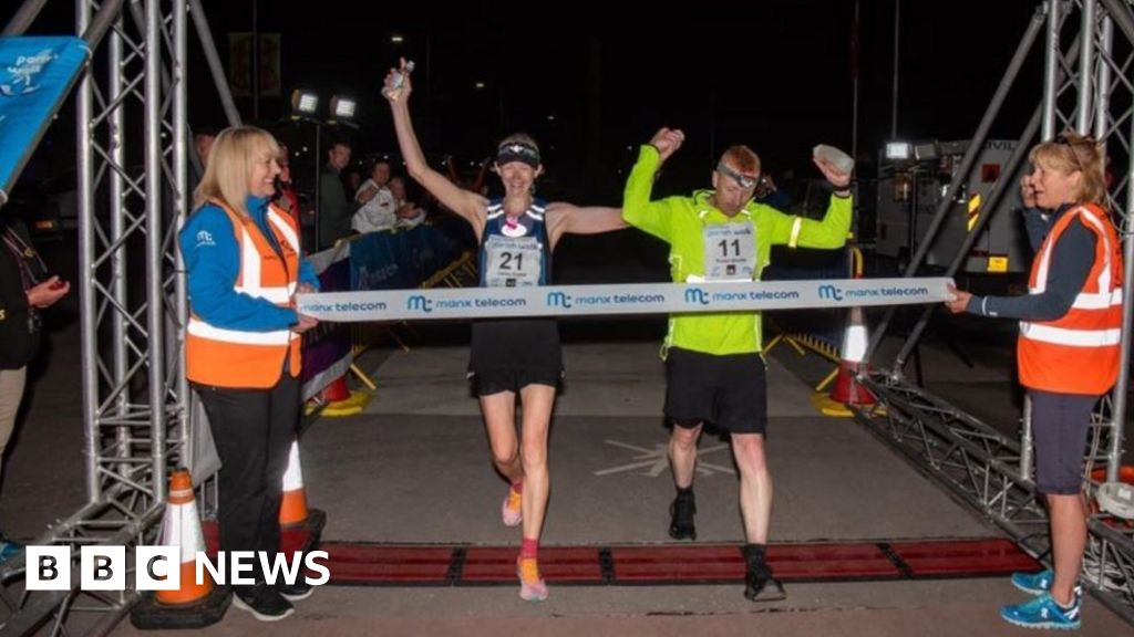 Record triple major race wins for Onchan woman in 2023 - BBC News