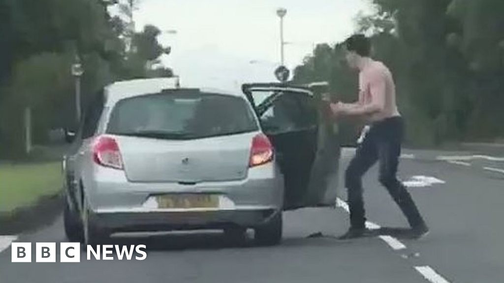 Student tells of terror during Belfast car hijacking - BBC News