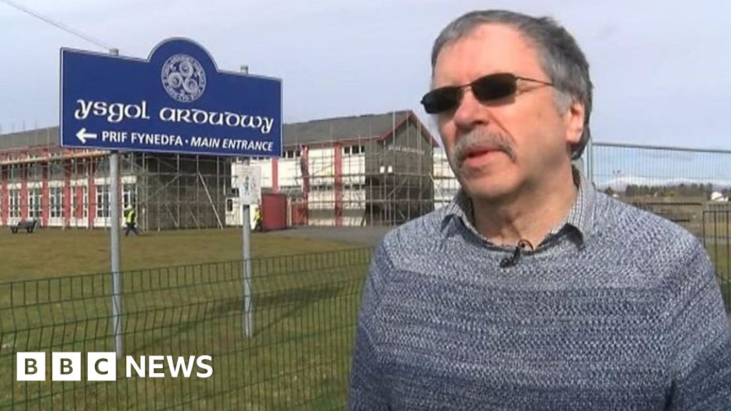 Harlech school 'doing all we can' after Storm Emma damage - BBC News