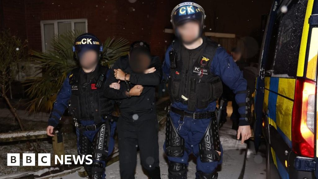 Oldham raids: £20k worth of vapes, a gun and car 'chop shop' found ...