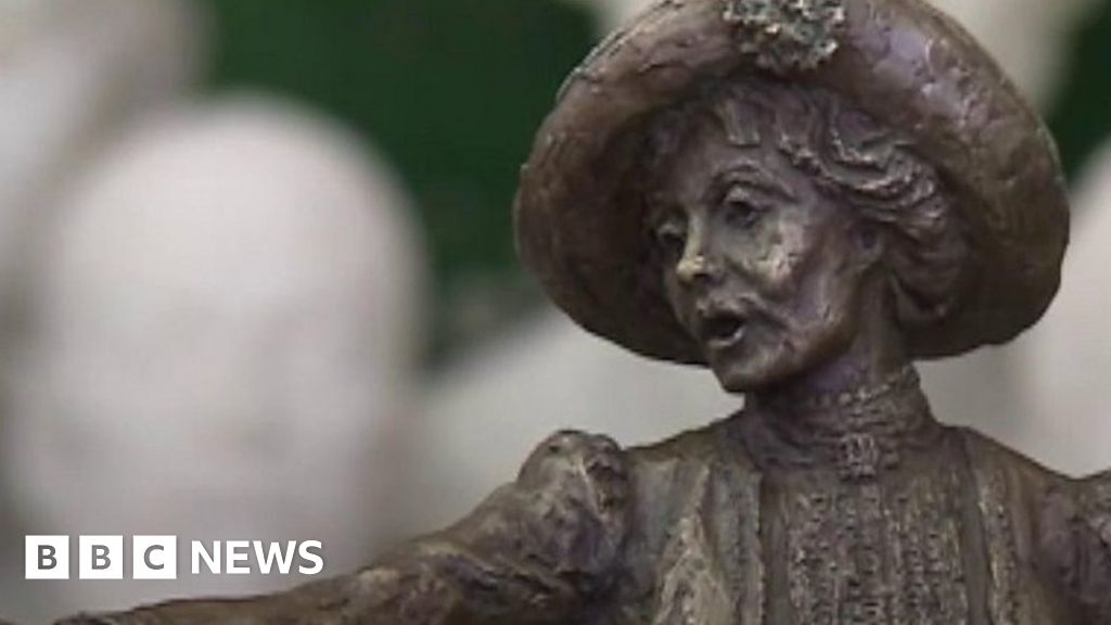 Emmeline Pankhurst: Artist begins work on statue - BBC News