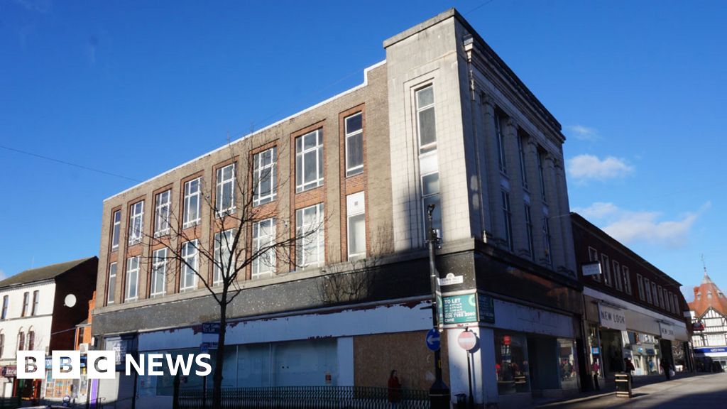 Wrexham shop to become Christian outreach base - BBC News