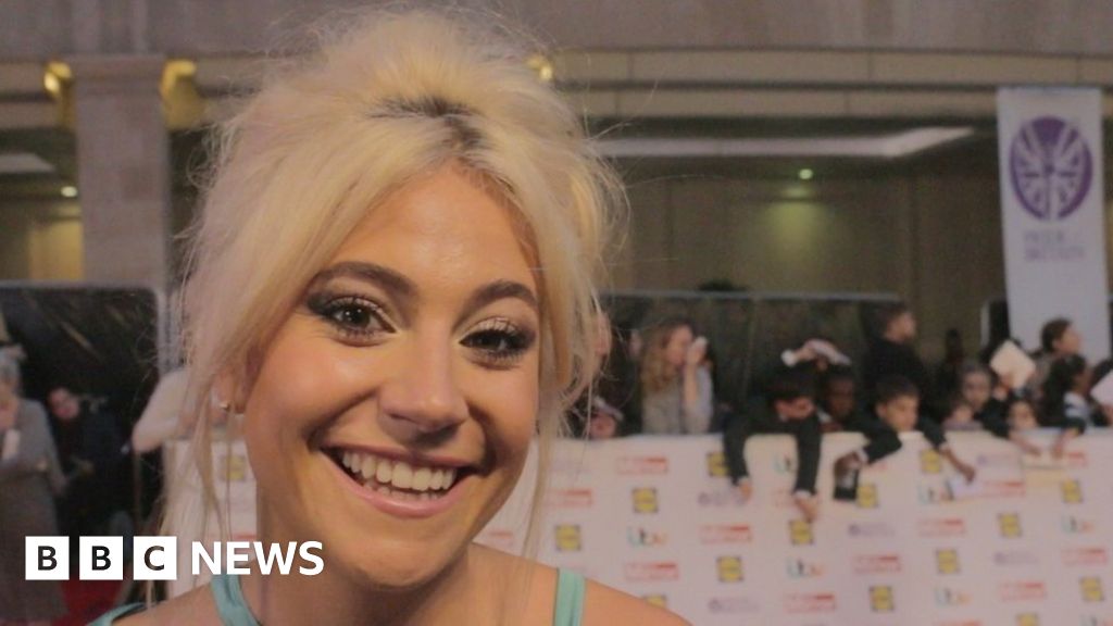 Pride of Britain awards: Celebs on what makes them cry - BBC News