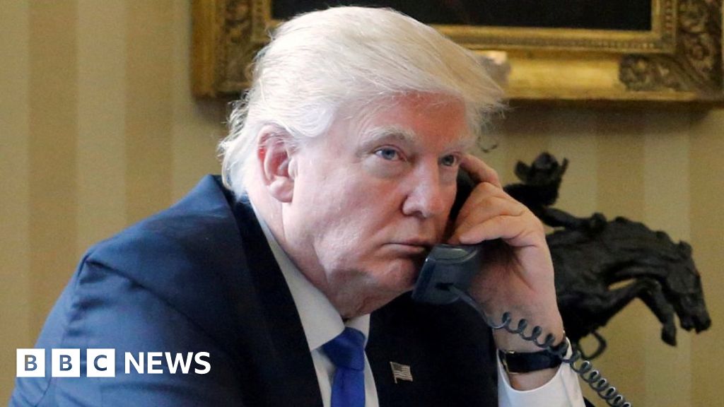 Trump urged to back up claims his phones were tapped by Obama - BBC News