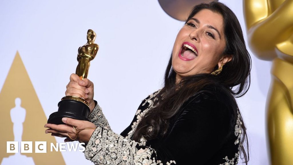 Pakistan's Sharmeen Obaid Chinoy: The Oscar double winner - BBC News