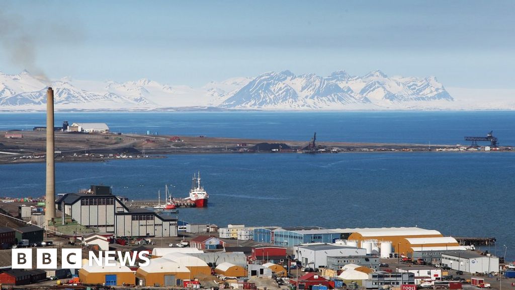 Russian man behind Svalbard's first bank robbery imprisoned - BBC News