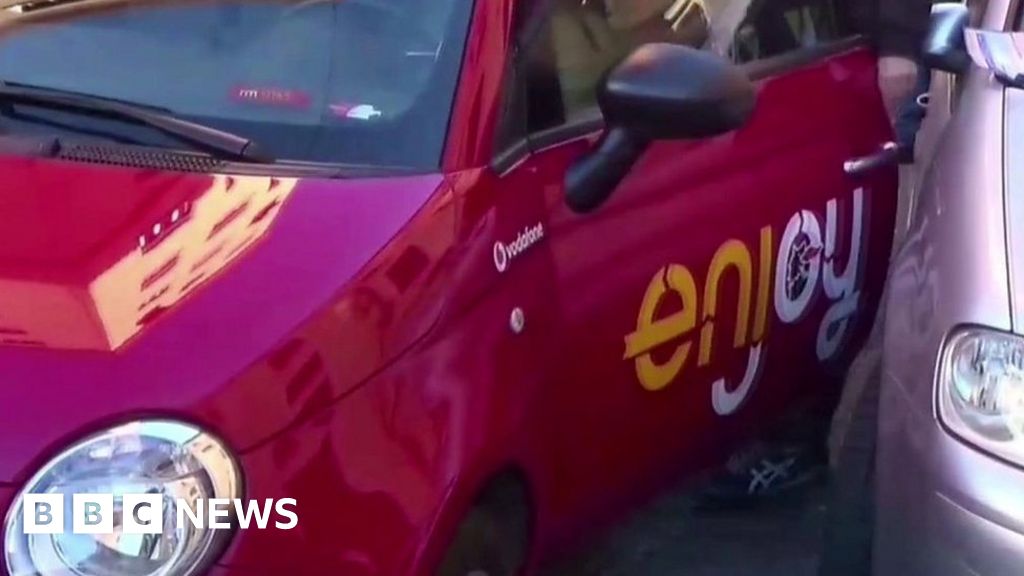 Italian police break up car-share theft gang - BBC News