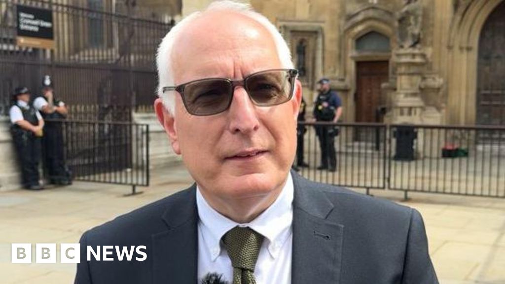 Poole Labour MP Neil Duncan-Jordan hits out at welfare cuts