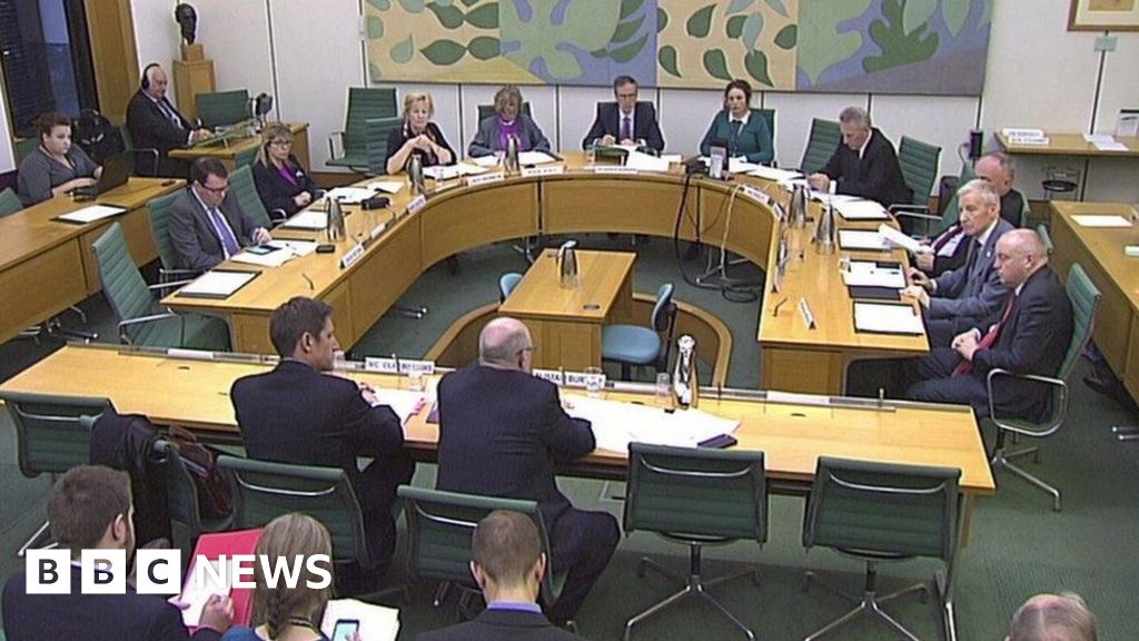 Foreign Office 'giving up' on IRA victims of Libyan semtex - BBC News