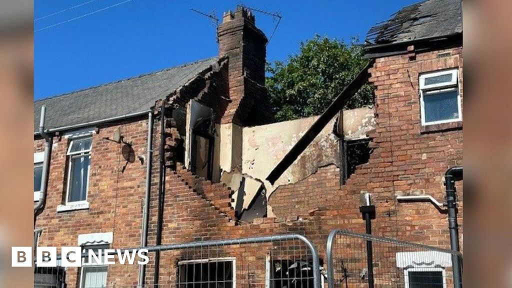 Man remains 'critical' after Willington house explosion - BBC News