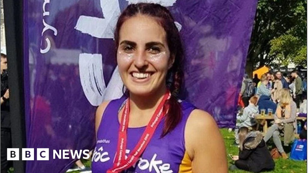 Stroke Awareness Month: Young people who survived a stroke - BBC News