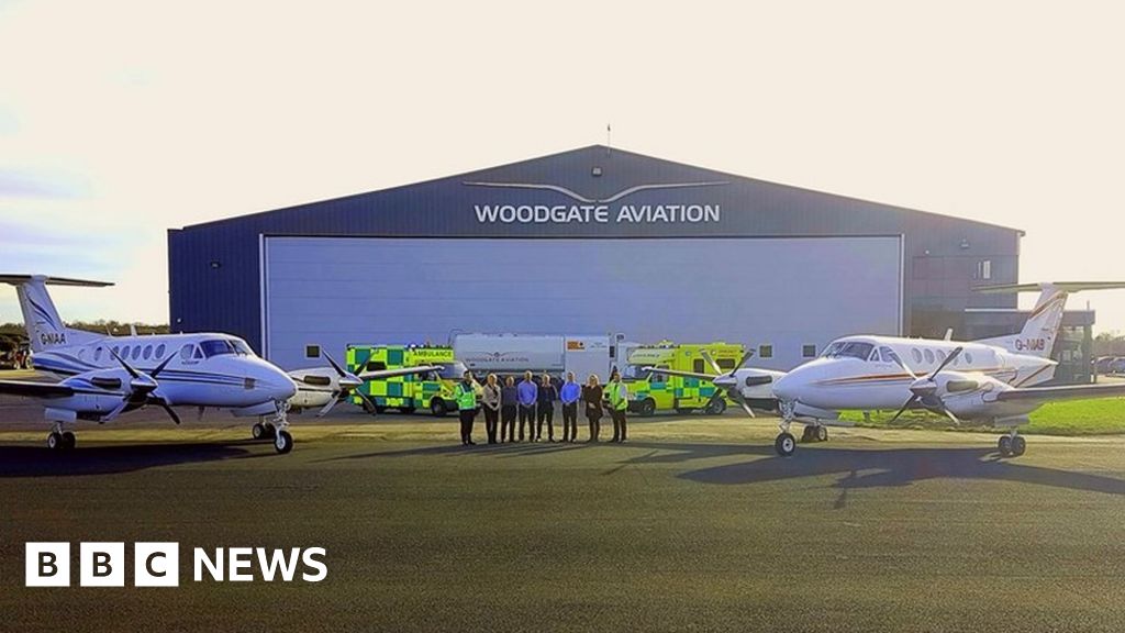 New Isle of Man air ambulance provider chosen - BBC News