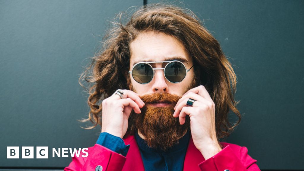 Watchdog blurts out hipster poetry