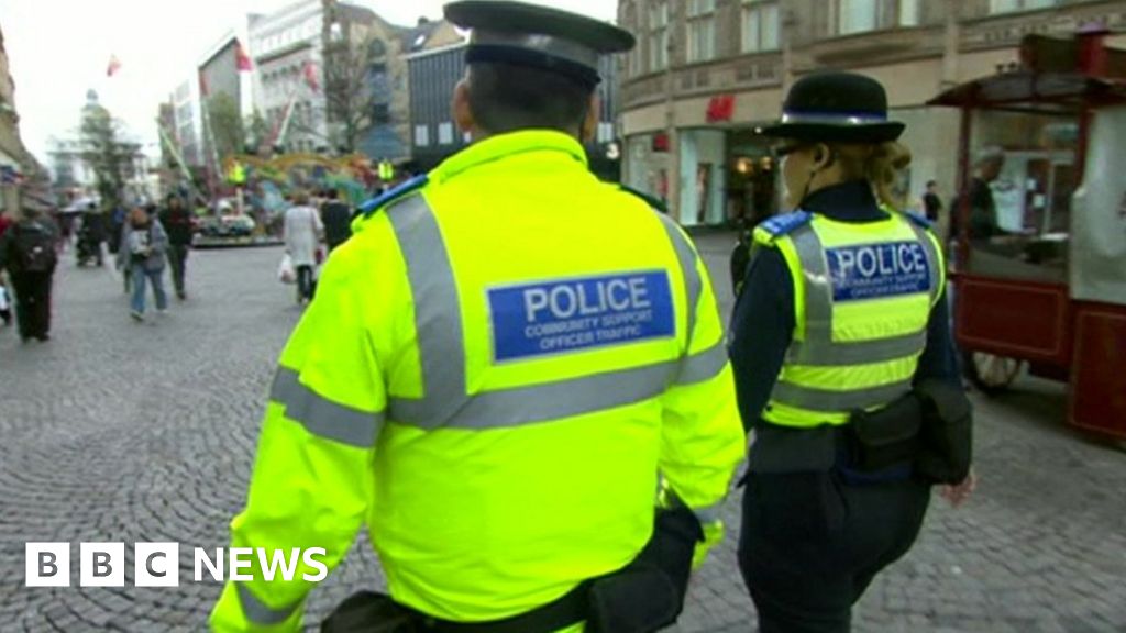 Front-line police being 'tucked away' from communities - BBC News