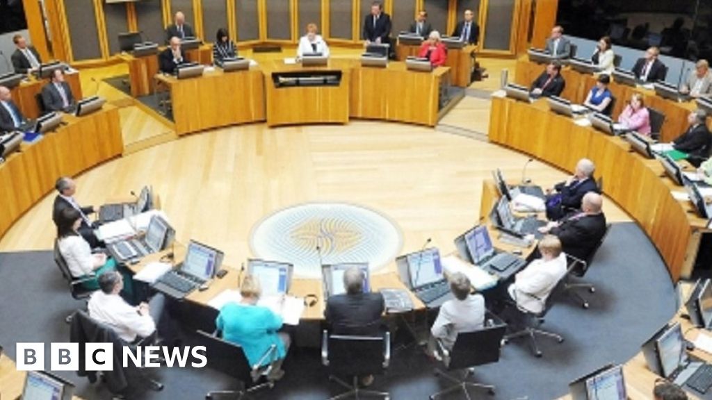 Commissioners 'should be appointed by assembly' - BBC News