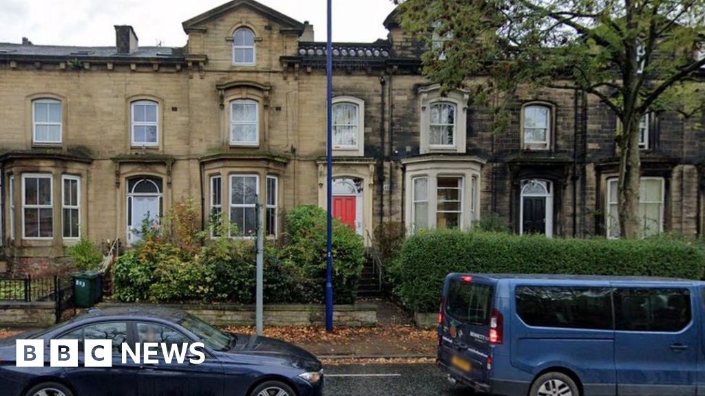 PC sacked for goading and pushing man at Bradford homeless shelter PC sacked for goading and pushing man at Bradford homeless shelter