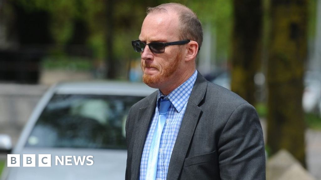 Cardiff head teacher Kevin Thomas accused of groping woman - BBC News