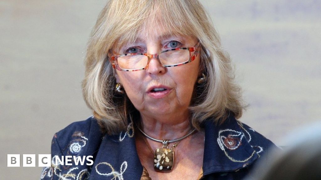 New Year's Honours list: Society founder appointed MBE - BBC News